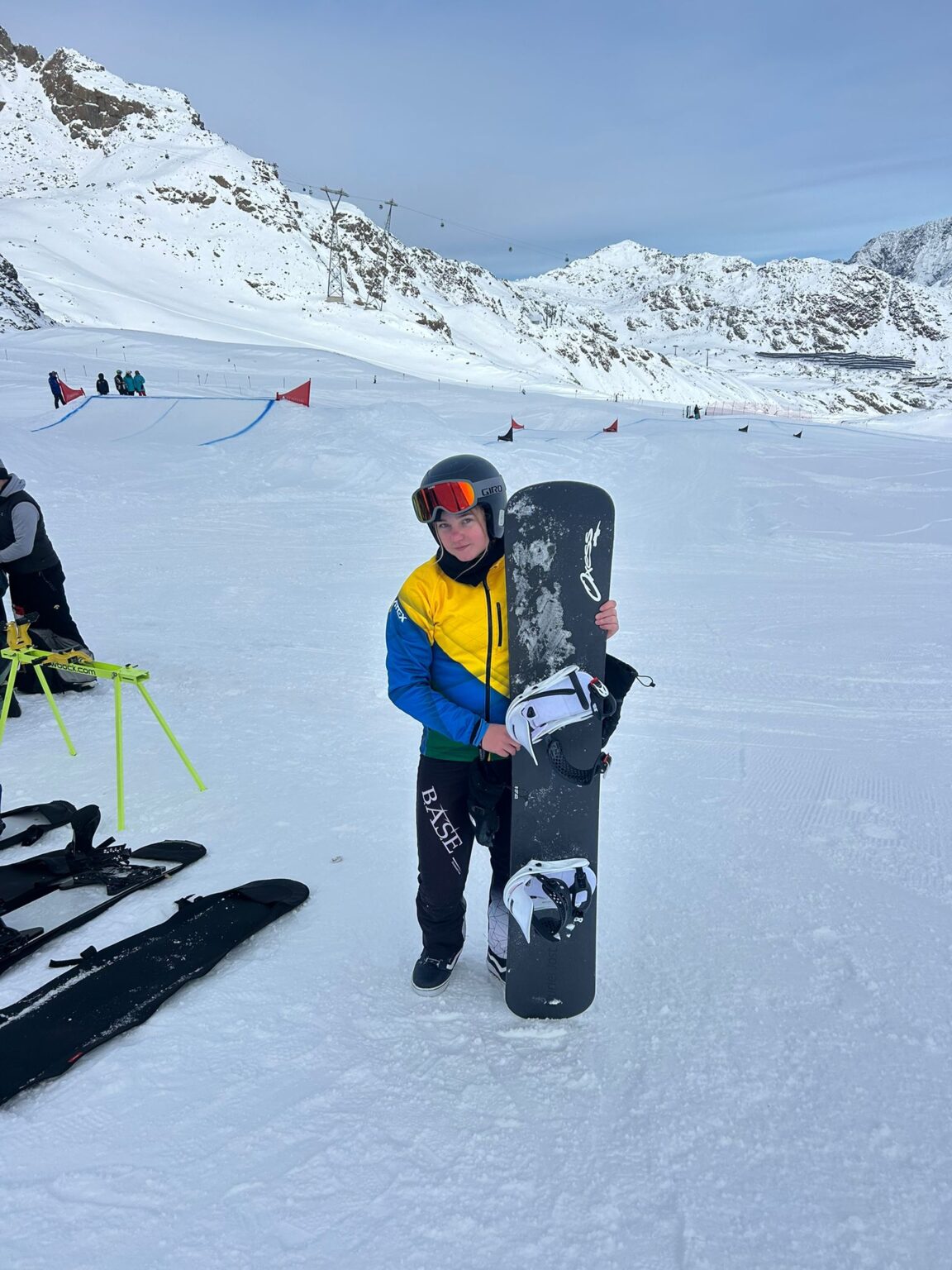 Livia Schuler disputa provas de SBX em Pitztaler Gletscher - CBDN
